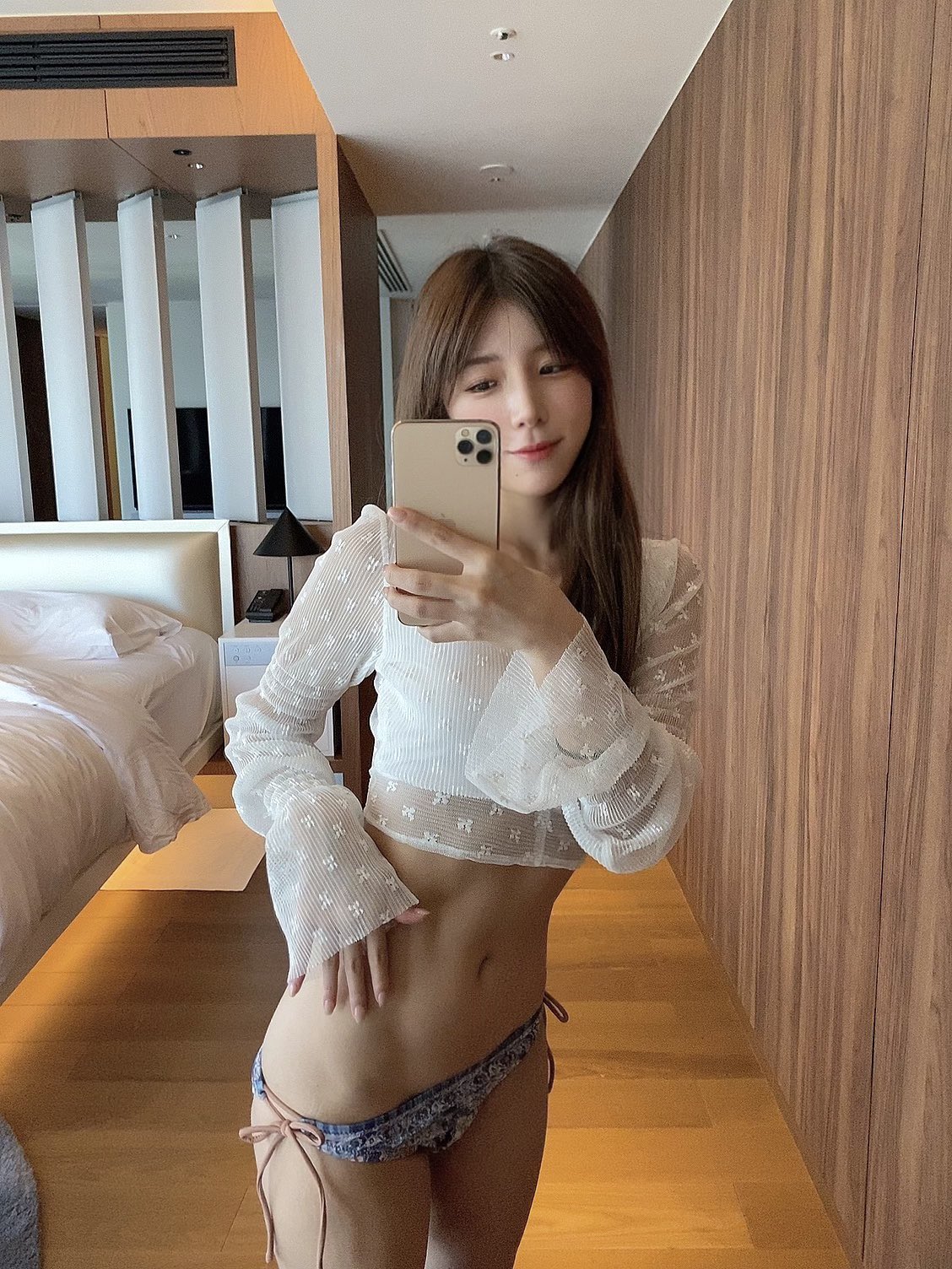 夏本あさみ natsumoto asami on Twitter: "インスタ23万人フォロワーありがとです。ストーリーで質問コーナー開始しました☺️ https://t.co ...