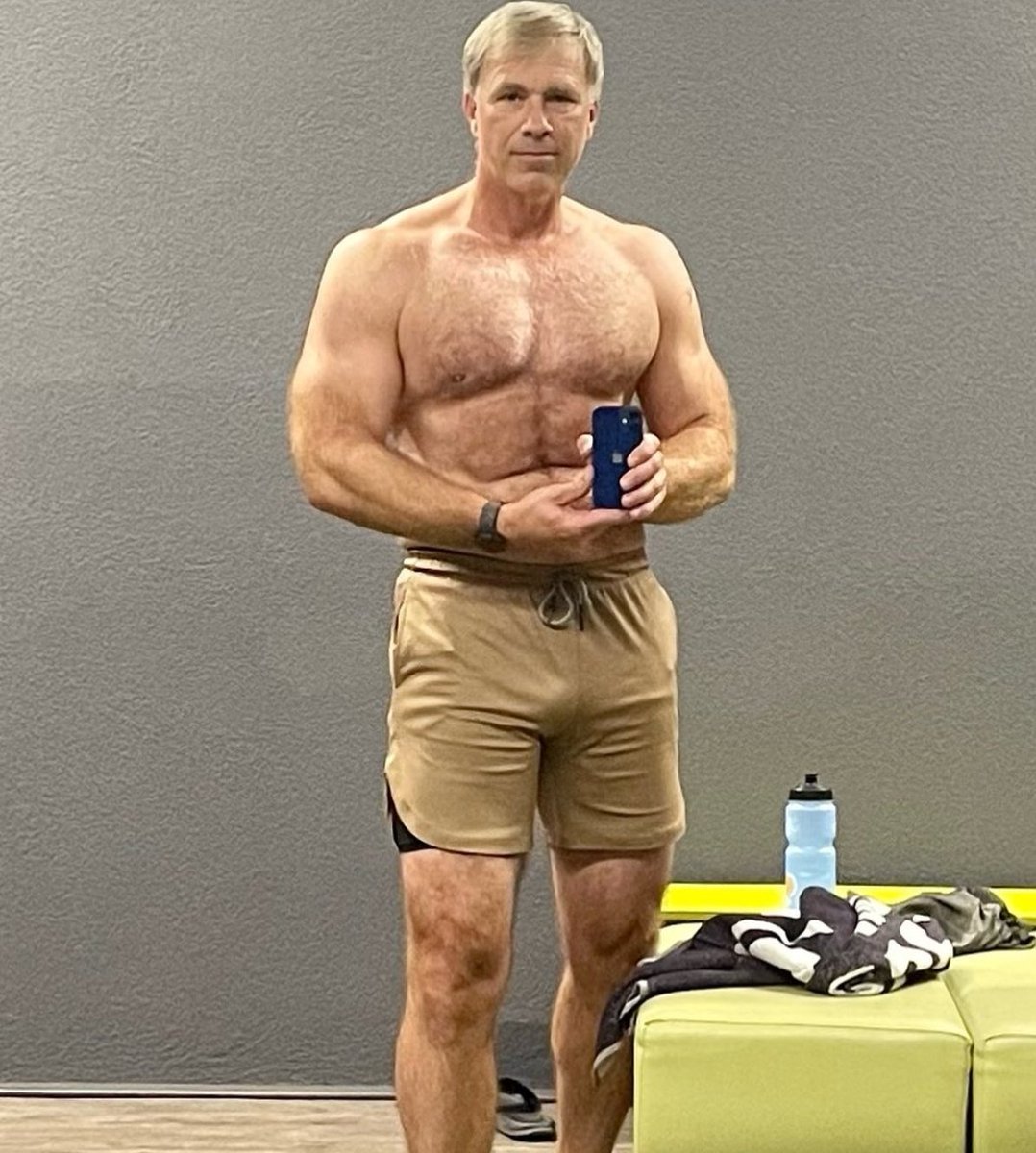 Muscle Daddies on Twitter: "🔥 fit.w.dan 🔥 muscle.thedad.de"