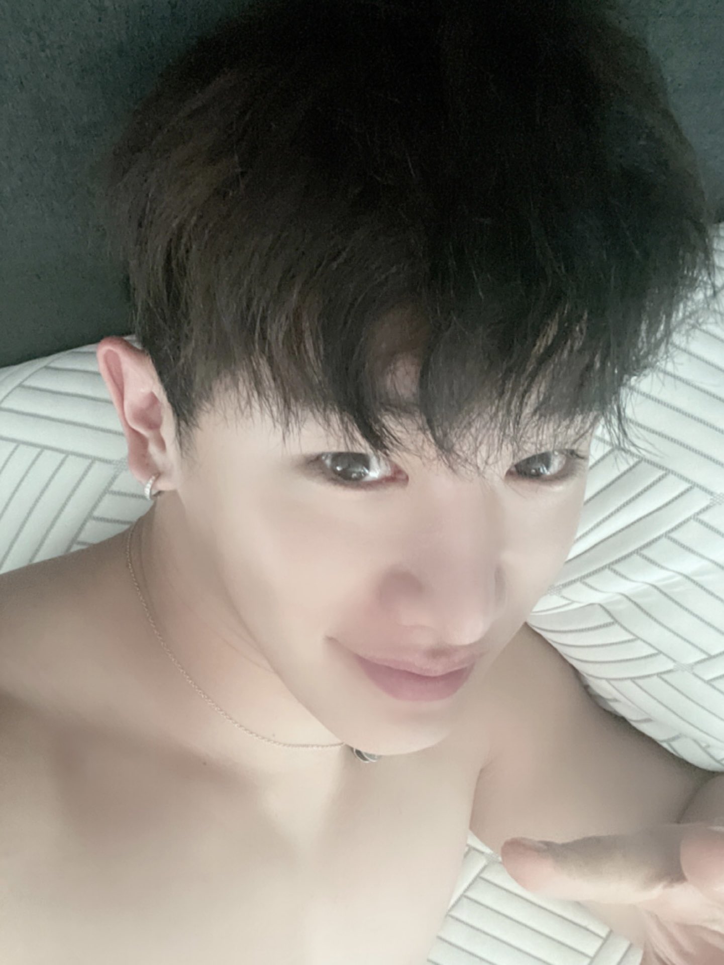 WONHO Official on Twitter: "좋은 아침!! #원호 #WONHO https://t.co/mSROCJBYUE" / Twitter
