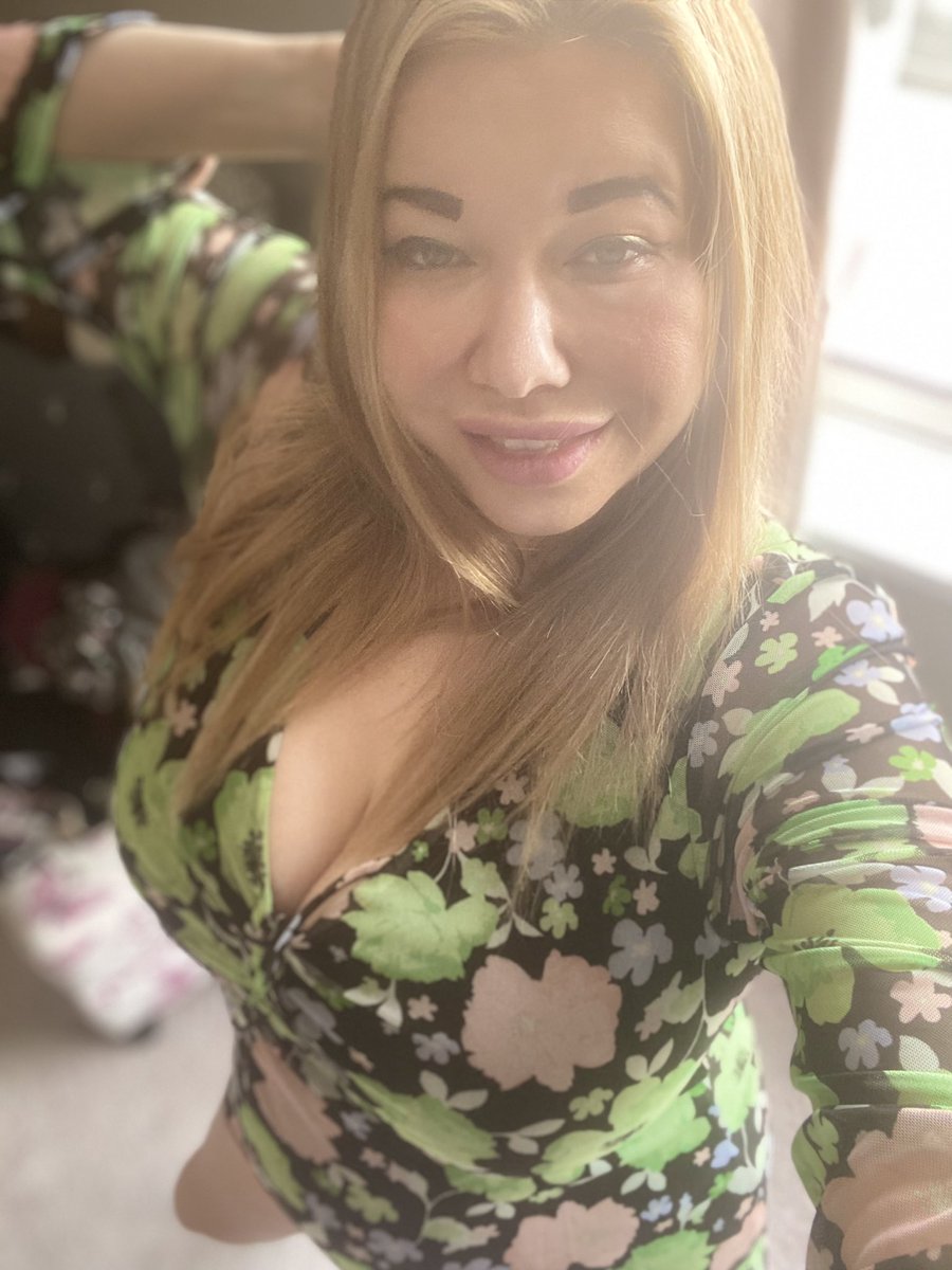 Celebrity2019 On Twitter Rt Midlandsrosie Flower Power π