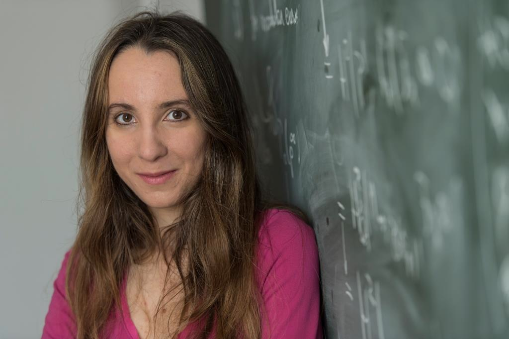 Breakthrough on Twitter: "Congratulations to Ana Caraiani - the New Horizons Prize for ...