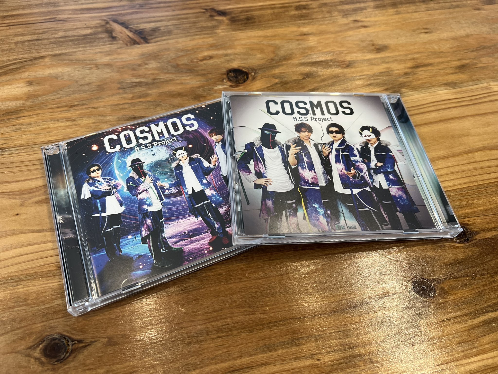 Toshikazu Kitada "KarDiaN" on Twitter: "MSSPのミニアルバム『COSMOS』2枚とも買っちった！名前載ってるのテンション上がる！ https://t ...