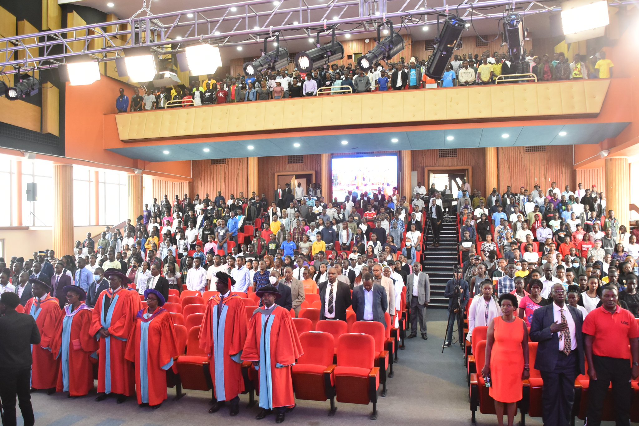 University of Nairobi on Twitter: "President Dr William Samoei Ruto, obtained his bachelors ...