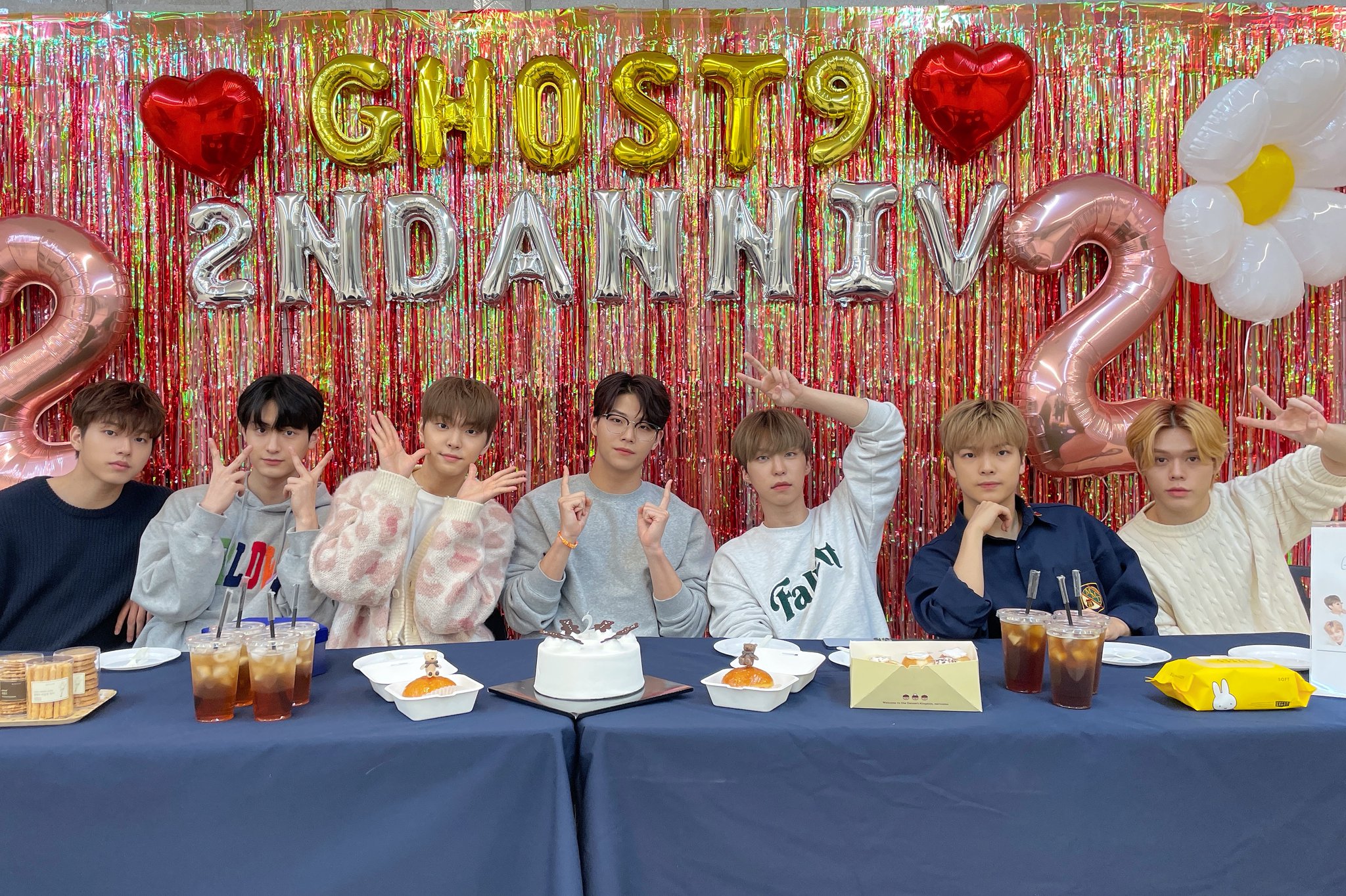 GHOST9 (고스트나인) on Twitter: "🎈GHOST9 2nd Debut Anniversary ⠀ 조금 이른 2주년 기념 라이브에도 많은 축하와 사랑을 주신 고스티 ...