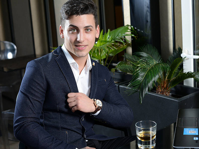 Flirt4Free Europe Guys on Twitter: "Addictive DYLAN GREEN is online right now, here: https://t ...