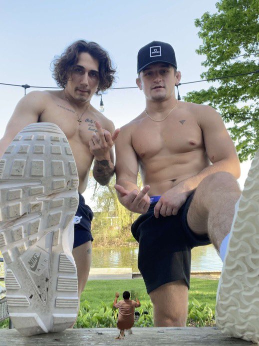 mastercolton69 (8k) on Twitter: "My slaves send me some weird stuff. What out like bug slave ...