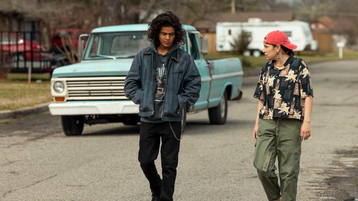 Get your Flamin’ Flamers chips and Skux energy drink: Reservation Dogs ...