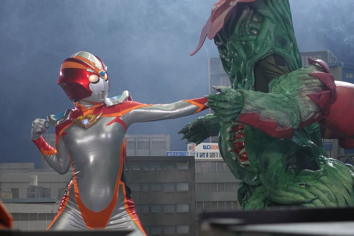 ヒロイン特撮研究所 @heroinetokusats Timeline, The Visualized Twitter (Analytics)