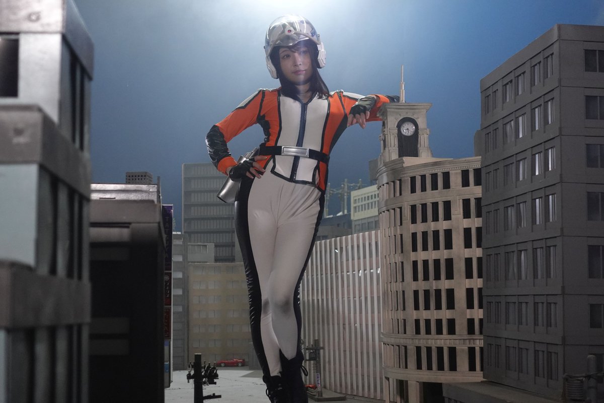 ヒロイン特撮研究所 @heroinetokusats Timeline, The Visualized Twitter (Analytics)