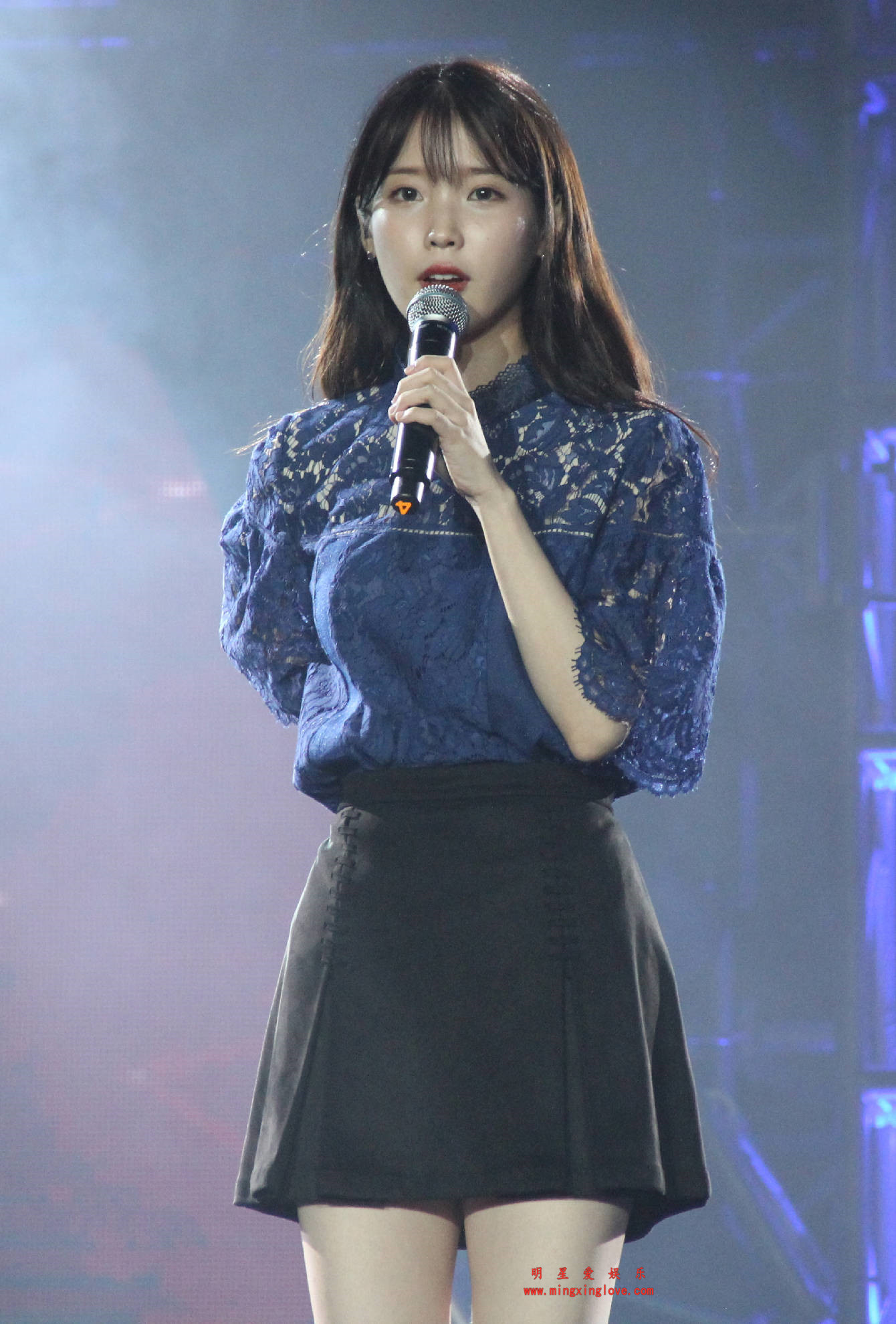 mingxinglove on Twitter: "#李知恩 某演唱会现场花絮照片，短裙大长腿等多种造型，高清4K分辨率原图无修 #生图 下载 #明星生图 https://t.co ...