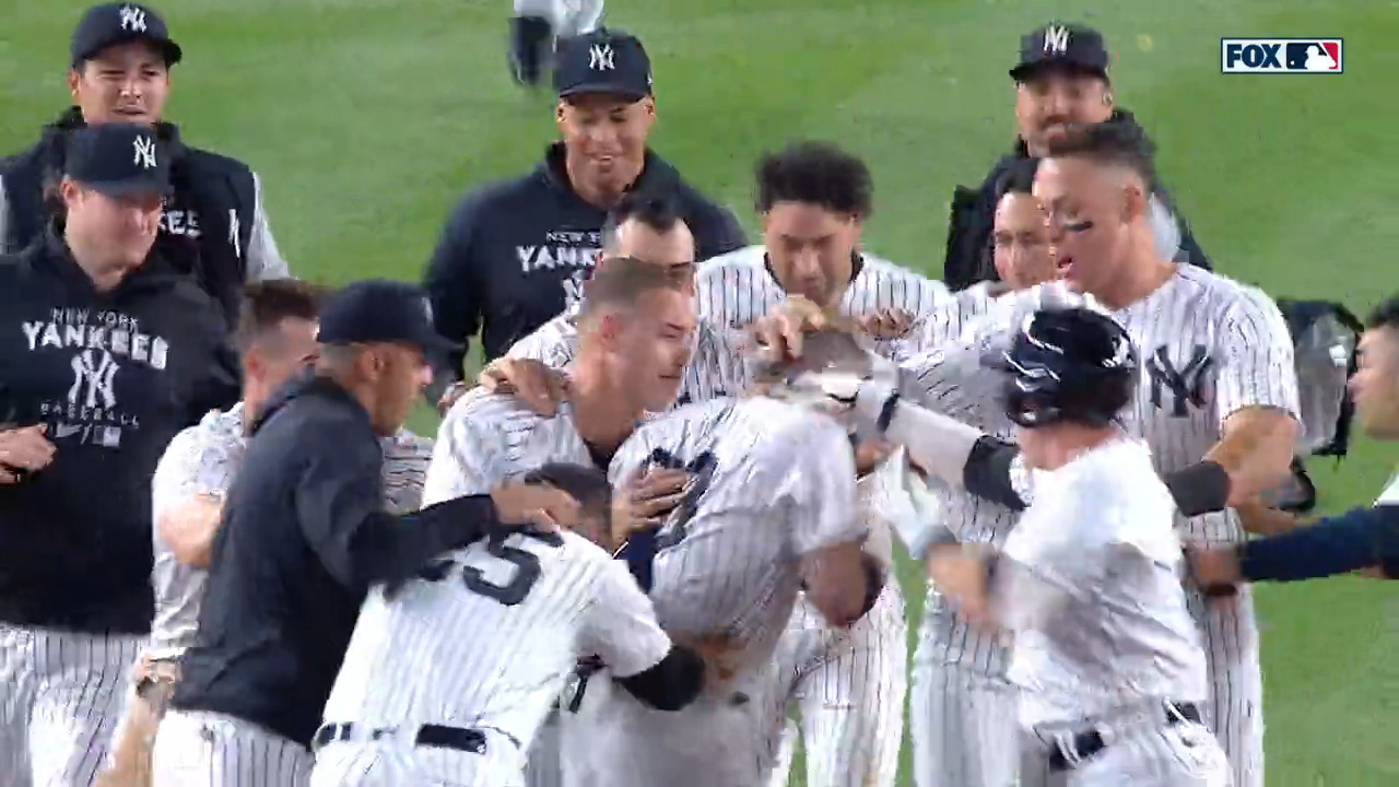 SportsCenter on Twitter: "YANKEES WALK-OFF TO CLINCH A PLAYOFF BERTH 🔥 (via @MLB) https://t.co ...