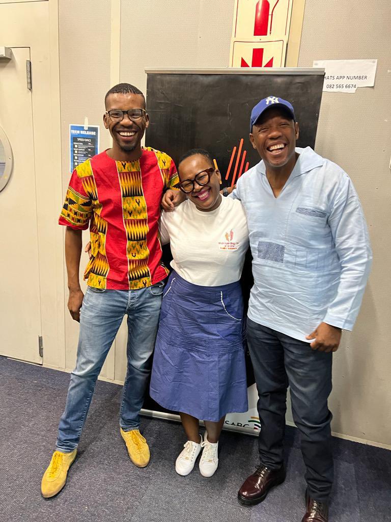 #KonkaBokamoso on Twitter: "#Thagamoso le @Selloane_Sebalo @DMOS_SA @djessence_k Jaaka re keteka ...