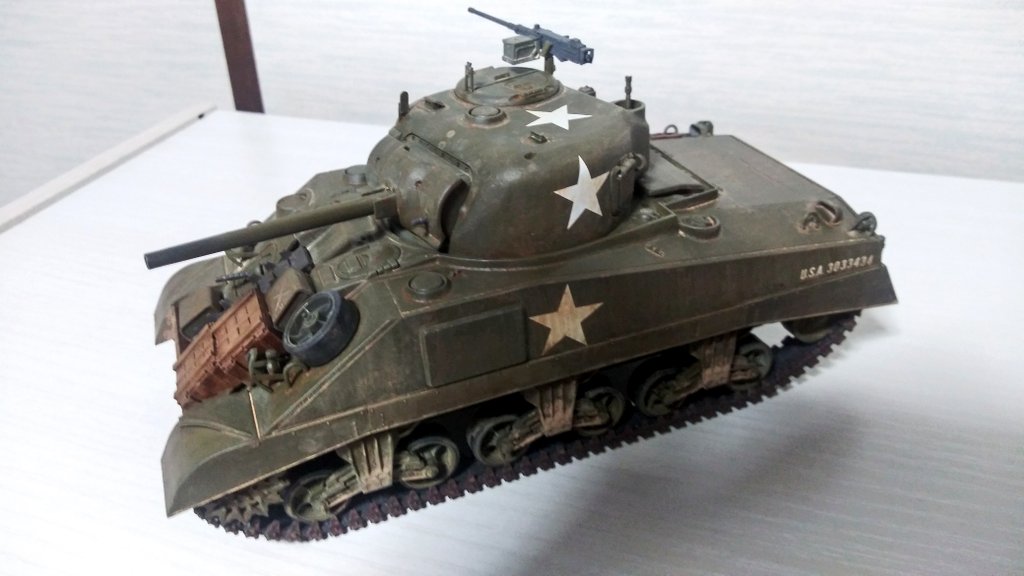 タミヤ スケールモデル on Twitter: "RT @mamarumaruMk_II: タミヤ1/35 M4シャーマン初期型 これにて完成とします‼️ #タミヤ35 #M4シャーマン初期型"