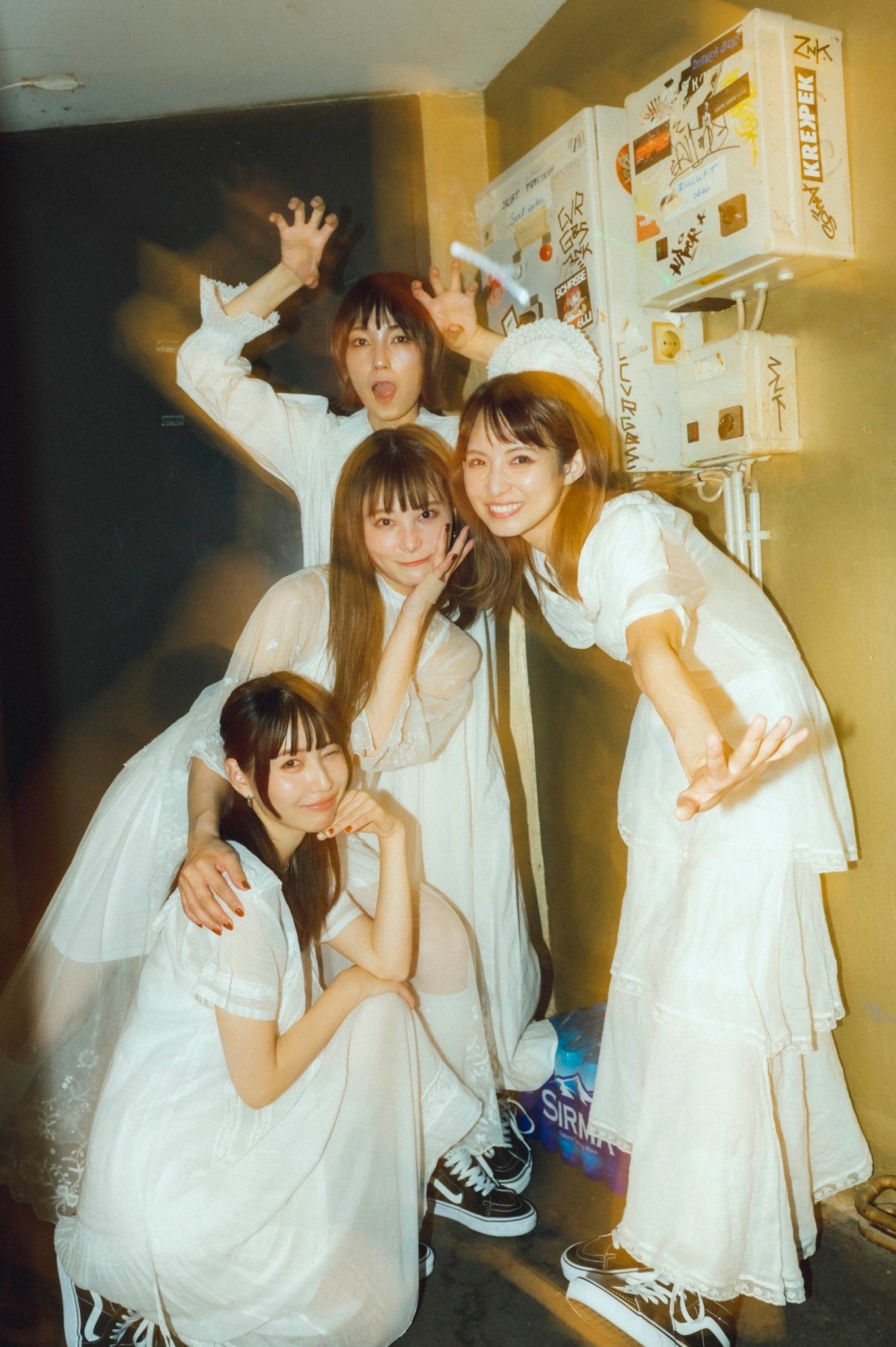 SCANDAL TOMOMI on Twitter: "Danke Schön Berlin🇩🇪🍺 ️ Next→London photo by @takeshiyao https://t ...