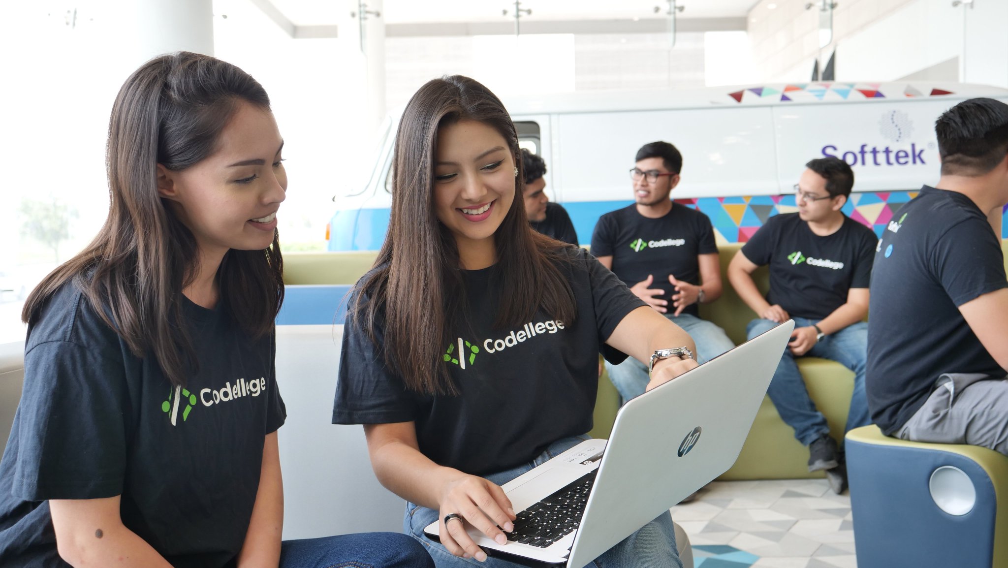 SofttekMX on Twitter: "En nuestro programa #Codellege además de enseñar programación también ...