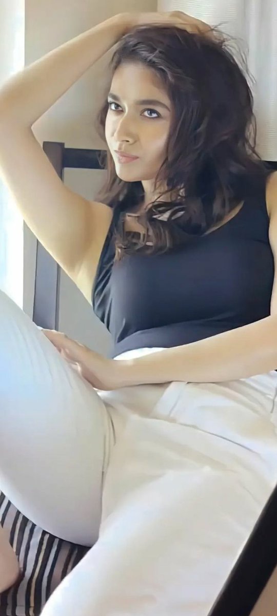 Actress Veriyan on Twitter: "RT @AkashTamanna: K*ndi keerthy 👅😜🥵🛐"