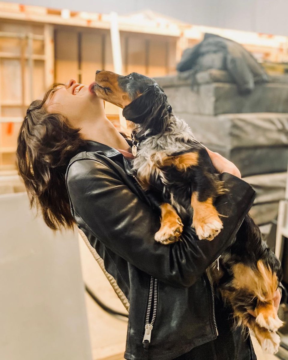 MCU - The Direct on Twitter: "Emilia Clarke has shared new #SecretInvasion behind-the-scenes ...