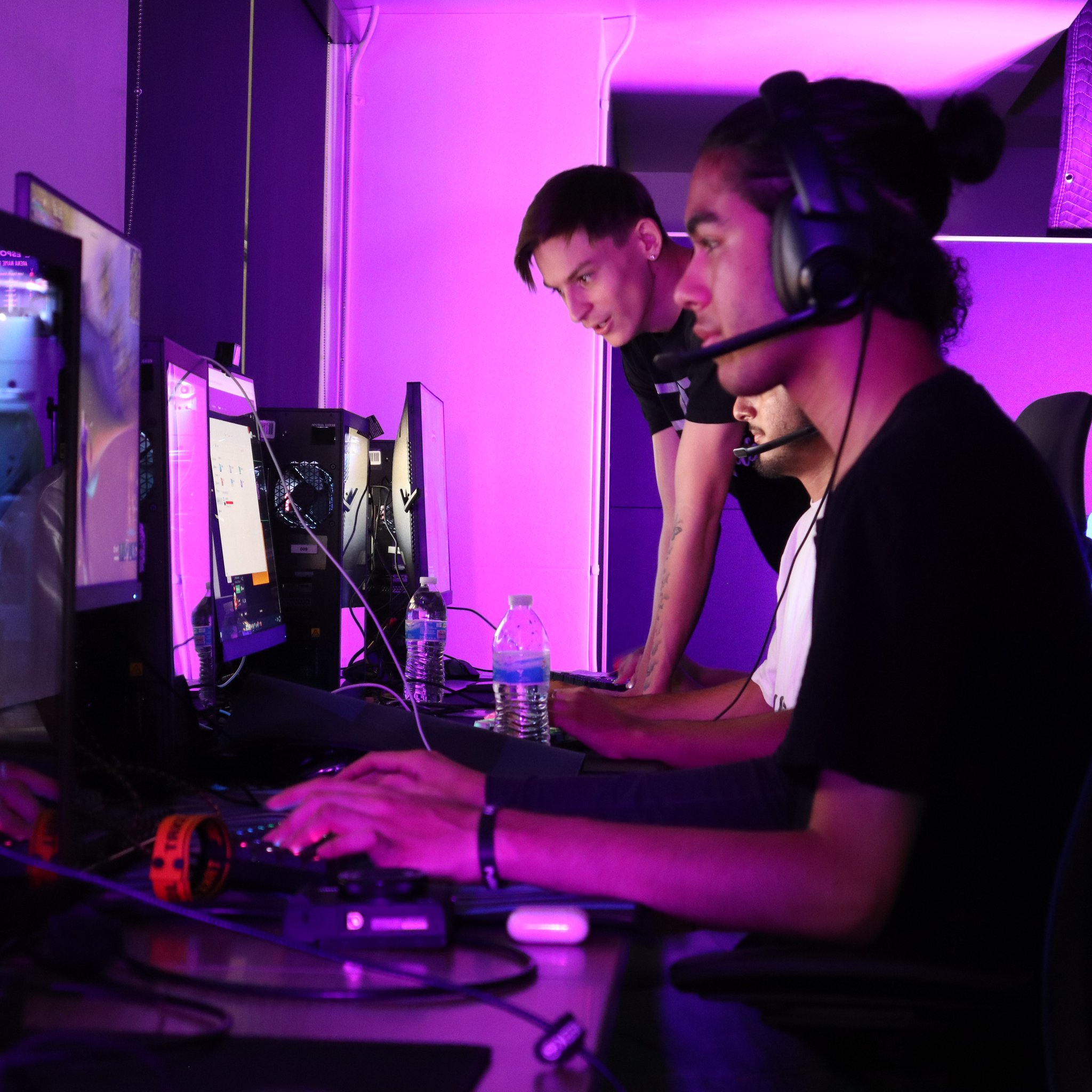 2AM on Twitter: "2AM at work ⏱ https://t.co/QBfk9a1ZNS" / Twitter