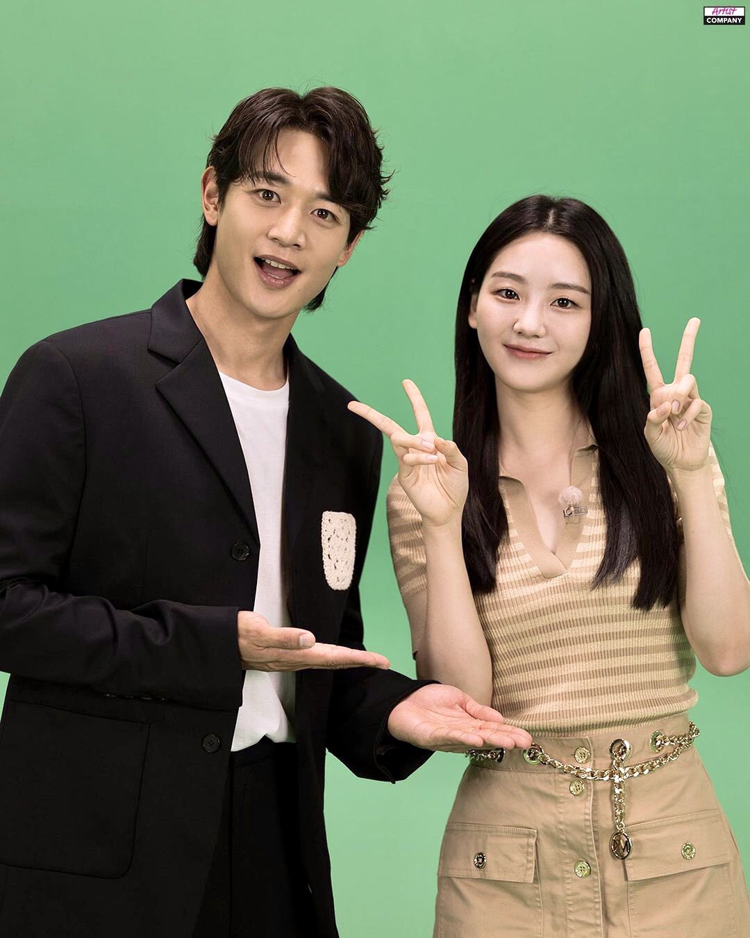 kdrama diary on Twitter: "SHINee's #ChoiMinho & #ChoYiHyun for Netflix #Tudum Korea 💚 https://t ...