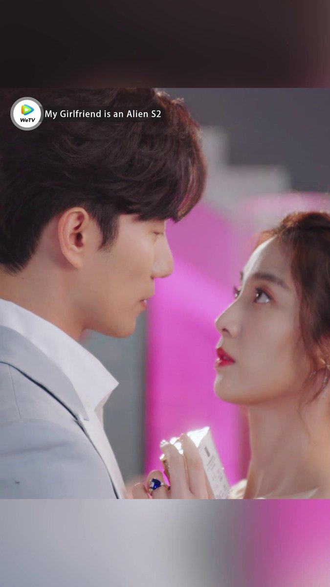 WeTV.Official on Twitter: "Fang Leng and Xiaoqi took couple photos😍😍 #MyGirlfriendIsAnAlien2 is ...