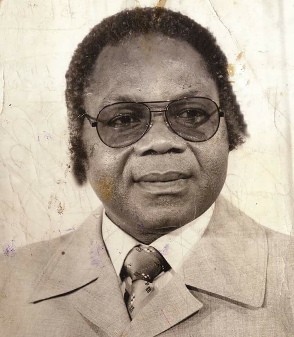 Story of Professor Ambrose Ali from governor to prison A thread Retweet ...
