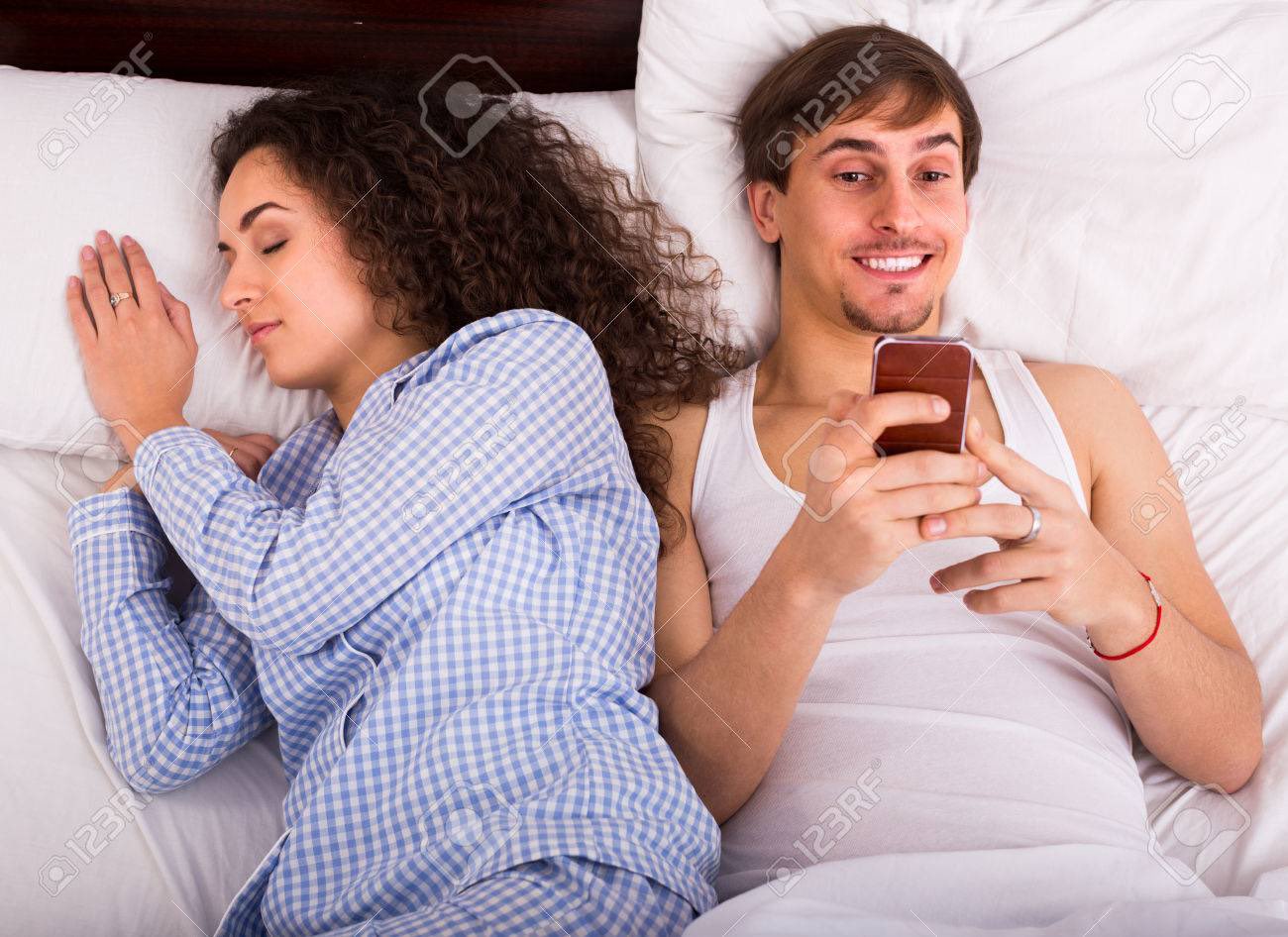 Melvyn Pérez on Twitter: "RT @bert_gilfoyle: @DefenceU Babe — wake up! I think they’re doing a ...