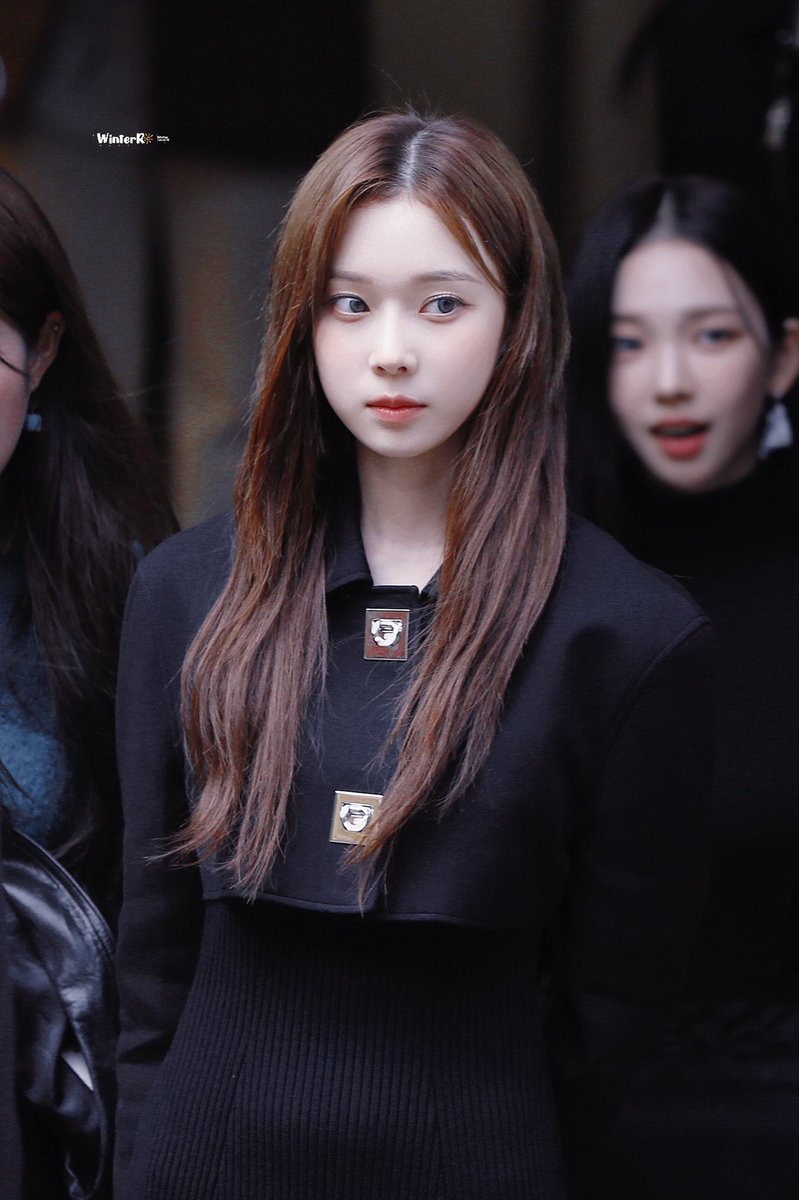 WINTER THAILAND (SLOW) on Twitter: "วันนี้แค่ซ้อมลองชุดนะคะ พรุ่งนี้เจอกับความแตกแตนของคุณหนู ...