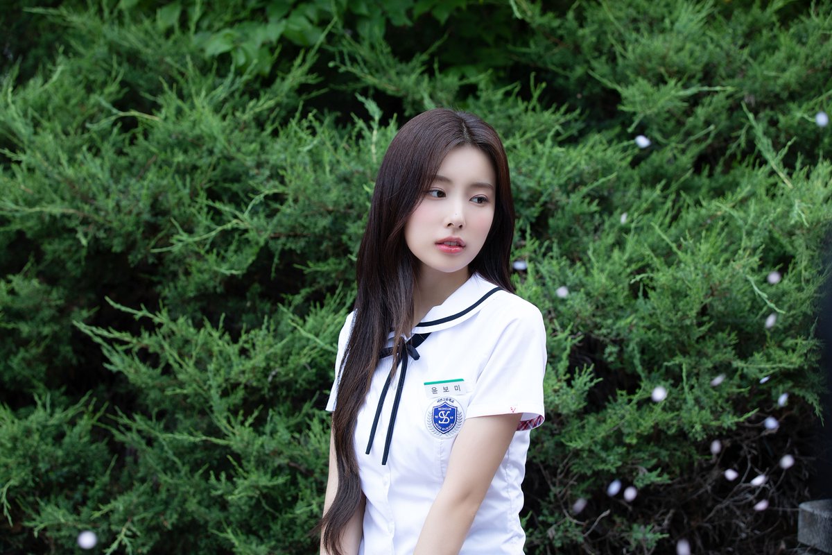 Kang Hyewon International on Twitter: "[PHOTO] 220924 Kang Hyewon Naver Post for 'Seasons of ...
