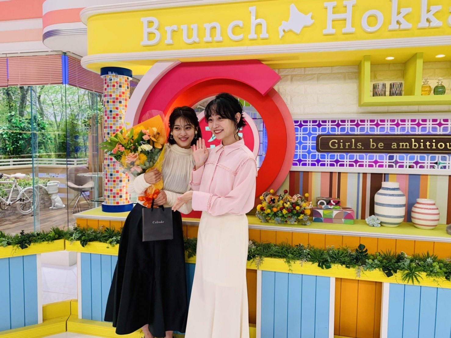 日下怜奈(HBCアナウンサー) on Twitter: "もらったお手紙は読んだら泣いてしまうので、宝箱にしまっておきます。なんて書いてあるんだろう？少し気になっちゃうな…！ #ブラキタ ...