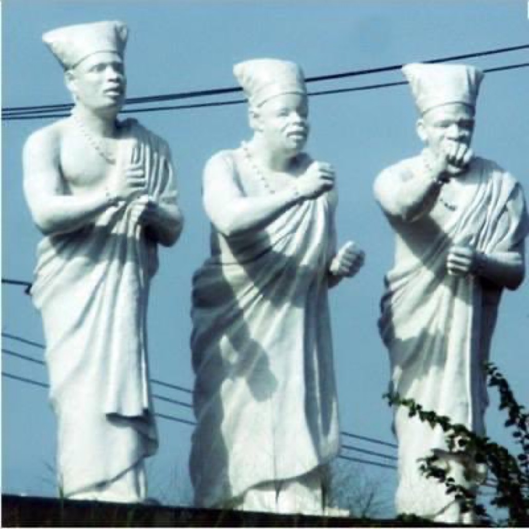 Three White Cap Chiefs of Lagos.( Àrò Mẹ́ta ) Symbol of Lagos ...
