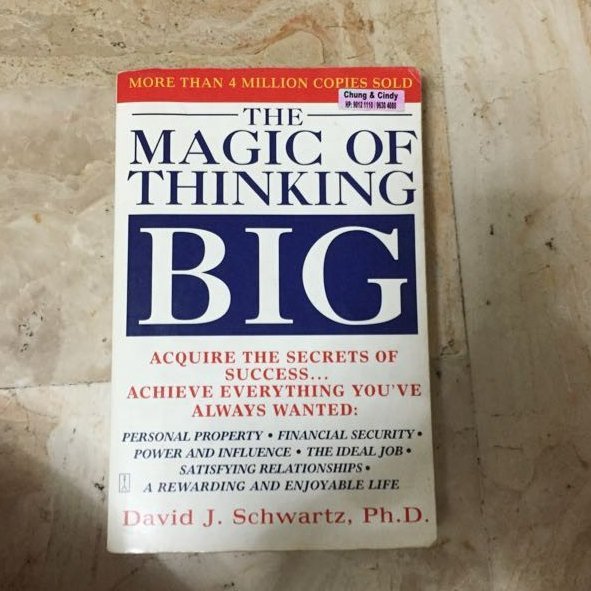 12 must read books in your 20s and 30s. 1. https://t.co/glhWjlFLKM ...