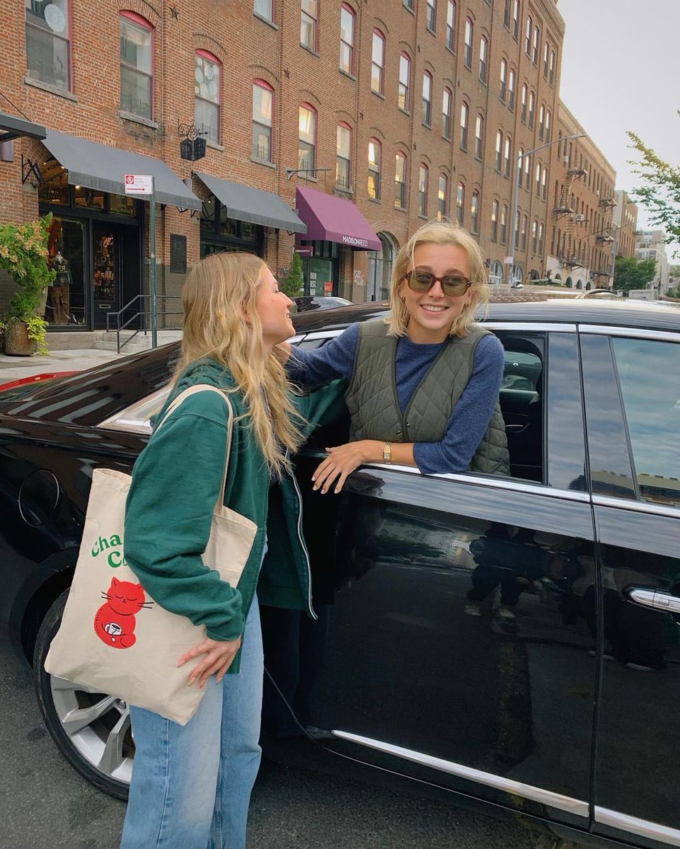 Emma Chamberlain Access on Twitter: Emma Chamberlain Access on Twitter: