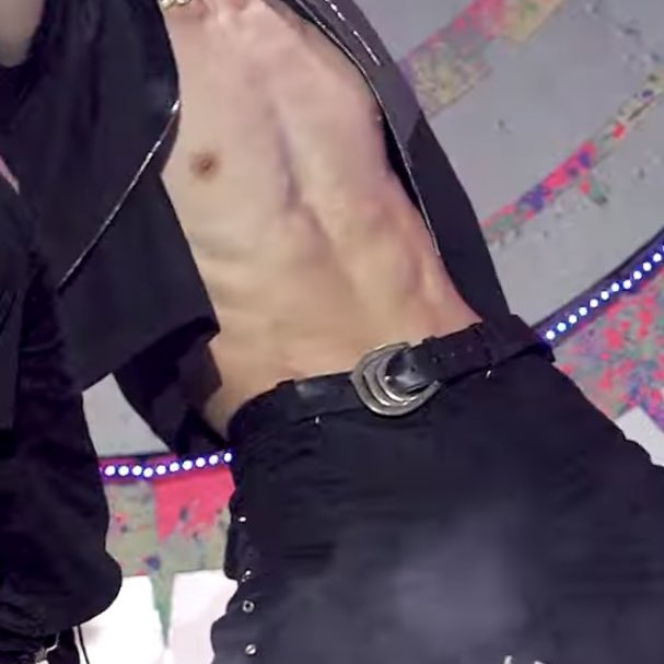 Legendary Kpop Abs ♂️ on Twitter: "1735. Johnny / NCT 127"