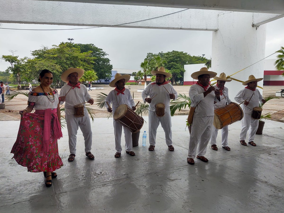 Televisi贸n Tabasque帽a On Twitter Almomento 馃敶 En Un Ambiente