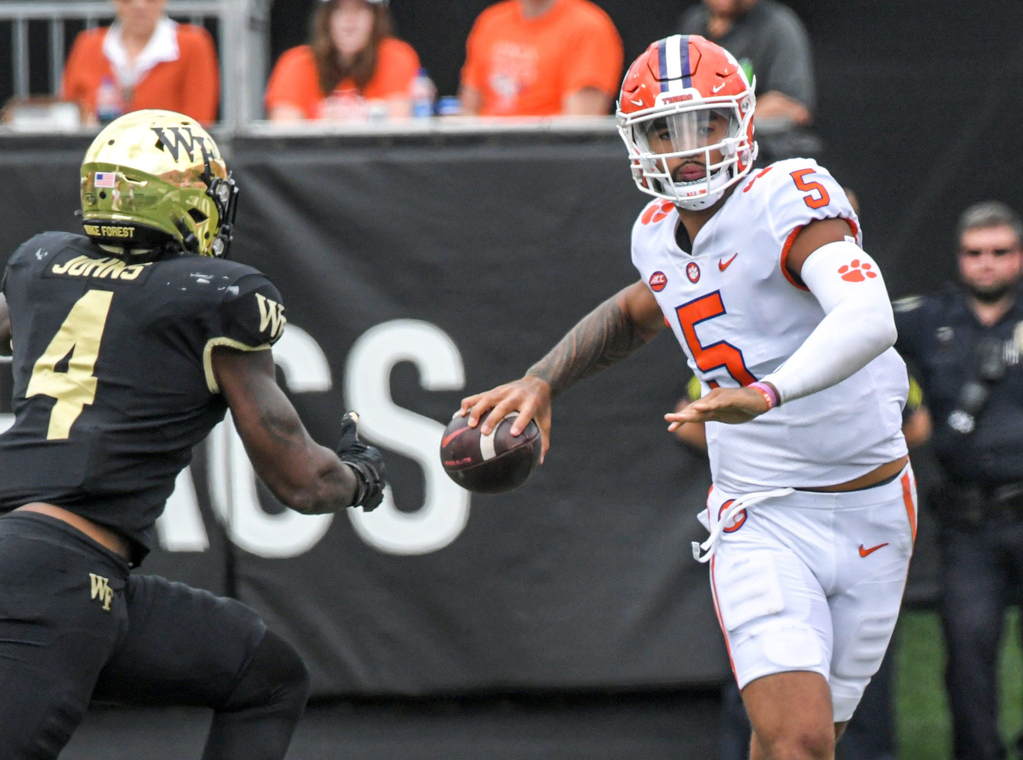 Bleacher Report On Twitter No 5 Clemson Survives No 21 Wake Forest