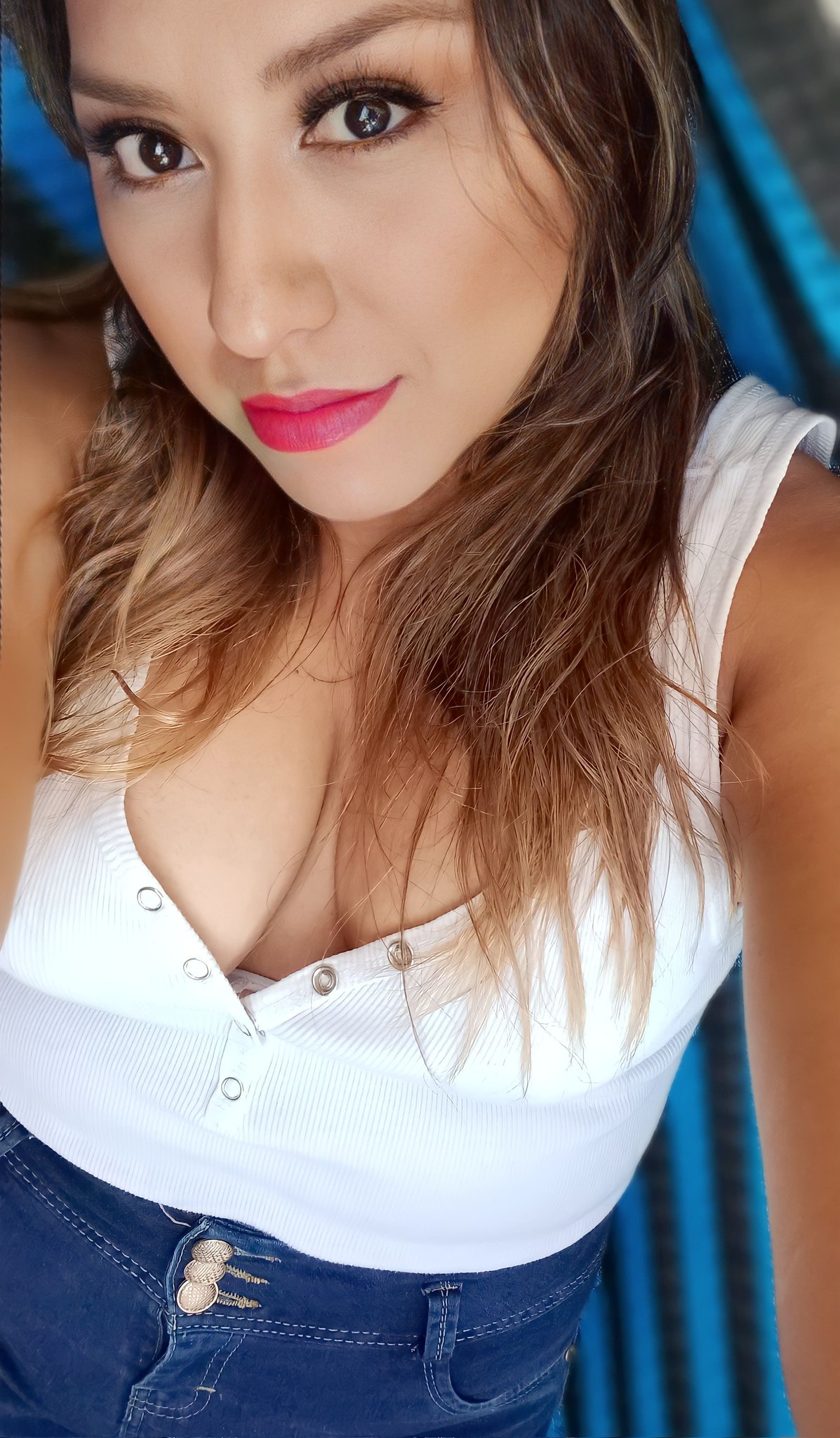 Marce 💋 on Twitter: "Hola soy Marce y soy adicta a Twitter 😉 https://t.co/HAh6sGD1cV" / Twitter