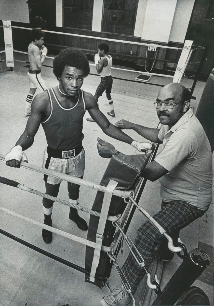 Boxing History on Twitter: ""Sugar" Ray Leonard and his early coach Dave Jacobs. (📸Ken Feil)"