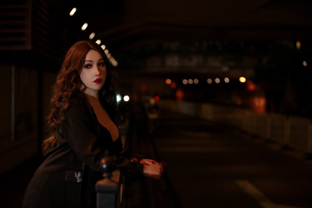 Hang in there, everything will be fine.👊👊👊 #femalemask M22G Nina Silicone Mask #shopnow https ...