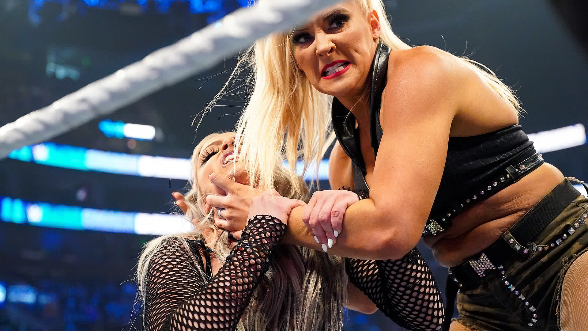 Lacey Evans ~ WWE Superstar. (@LaceyEvansWWE) / Twitter