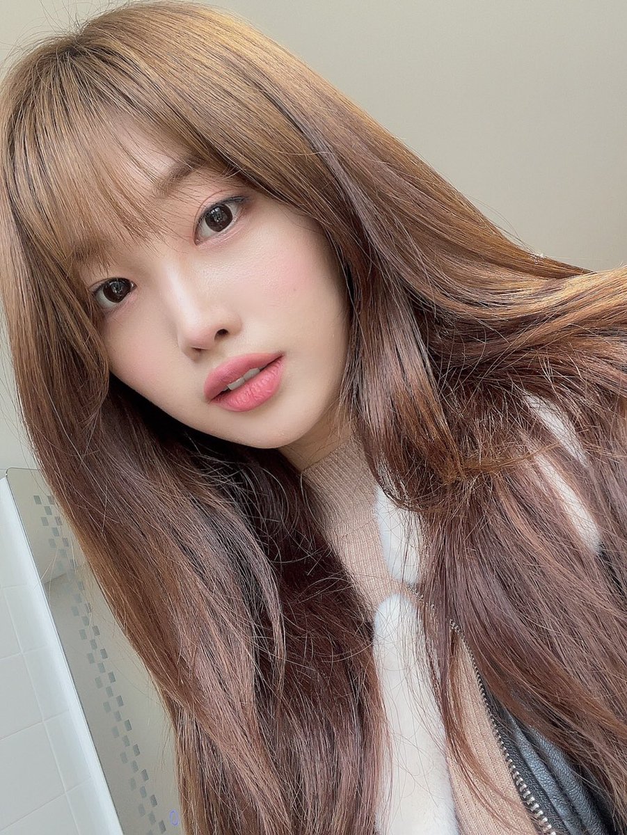 sihyeon pics on Twitter: "220331 fancafe update"