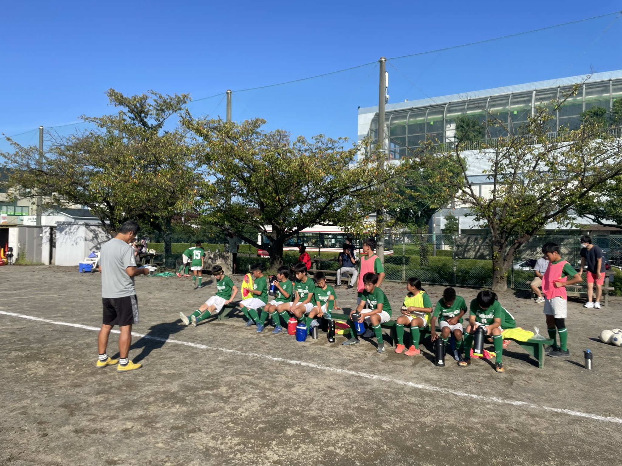 緑山サッカークラブ on Twitter: "U-12 TRM vs成瀬SC うまくいかない時間が多かったですが、次が良くなる為に全力を尽くしました。 意図は合っていても技術が足りなかった部分 ...