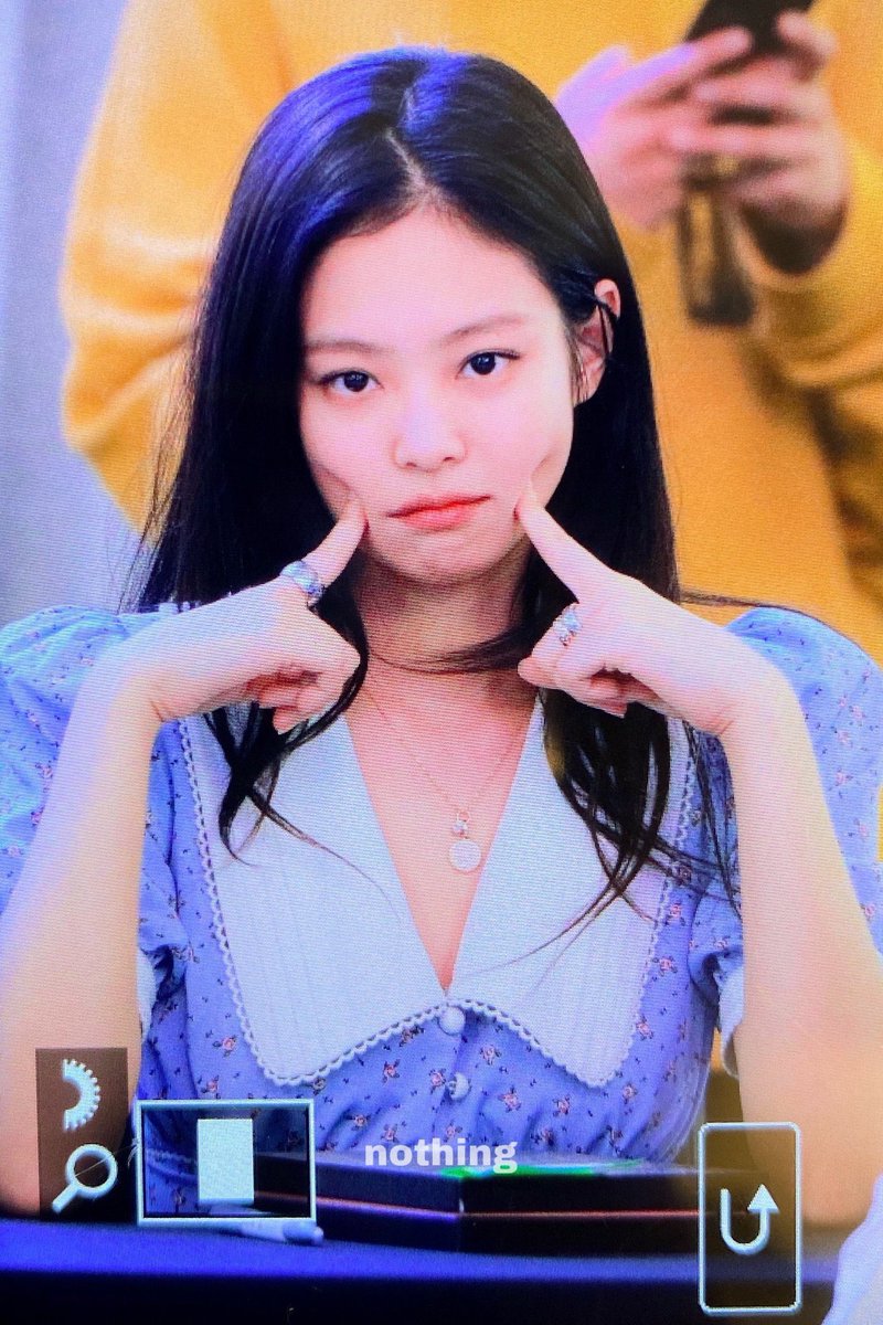 🥟🥢 jennie pics @jenniepics