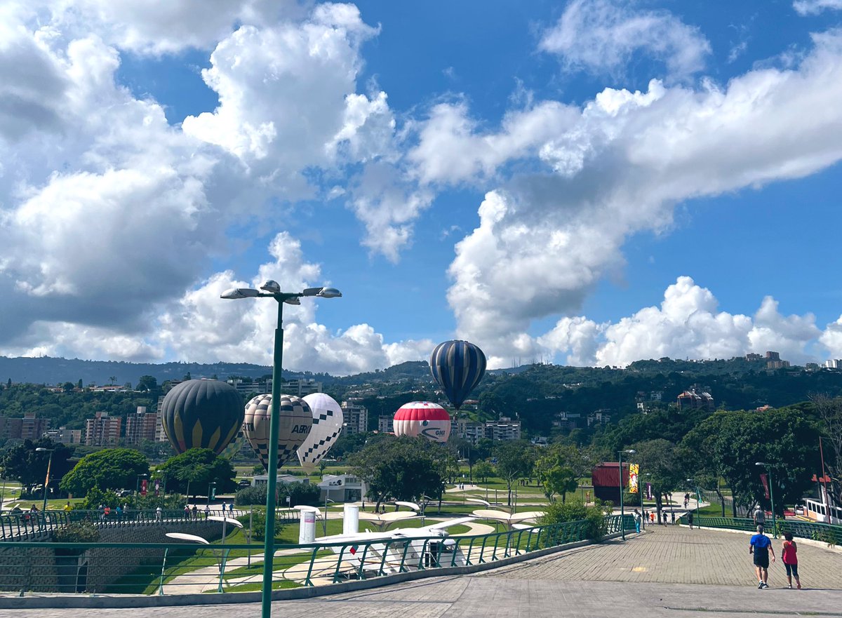 25Sep Venezuela: gabyarochaMe gustaría que arreglaran el Metro de Ccs ...