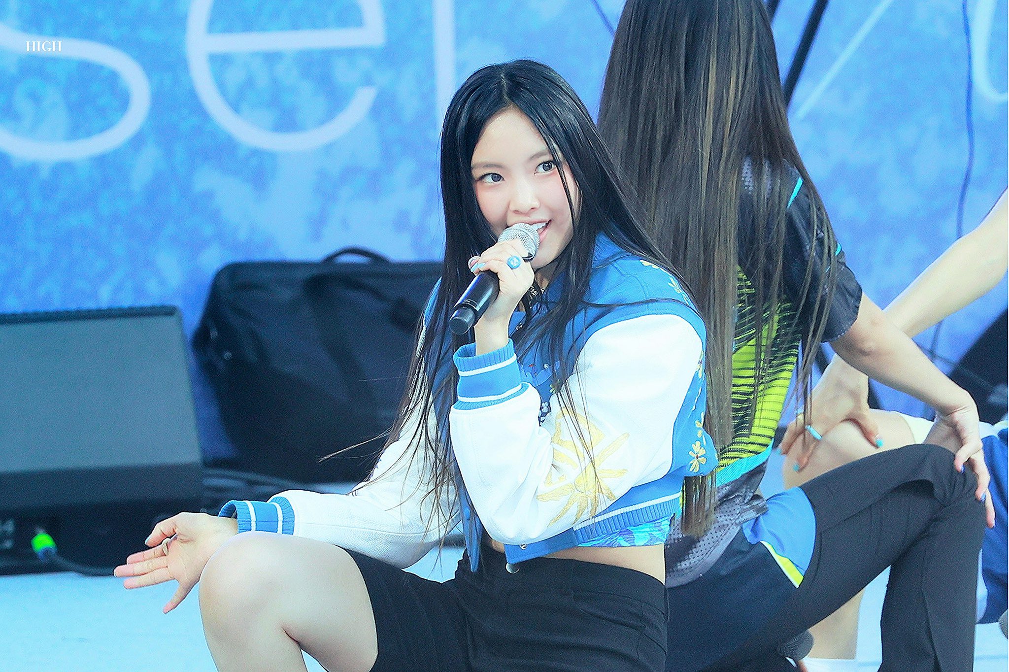 Newjeans Fansite On Twitter [hq] 220924 Hyein Yonsei University