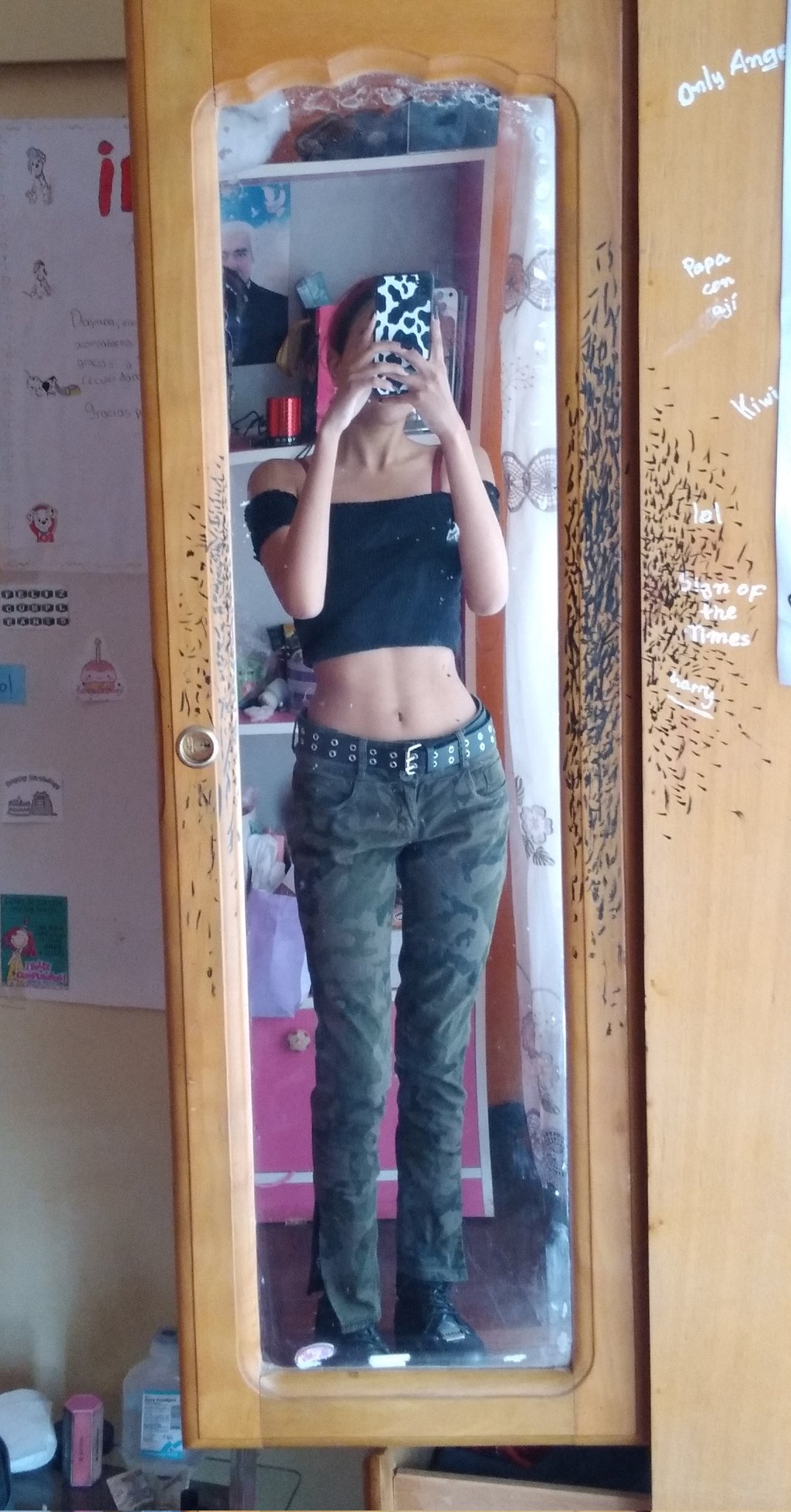 danell 🎧 on Twitter: "cuando pesaba 46kg m daba cosa ponerme este pantalon x el abdomen Y AHORA ...