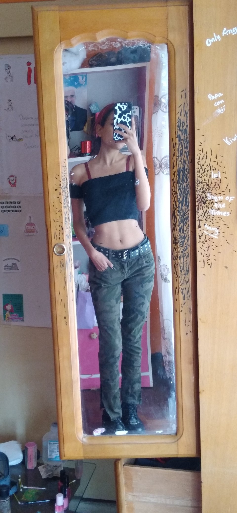 danell 🎧 on Twitter: "cuando pesaba 46kg m daba cosa ponerme este pantalon x el abdomen Y AHORA ...