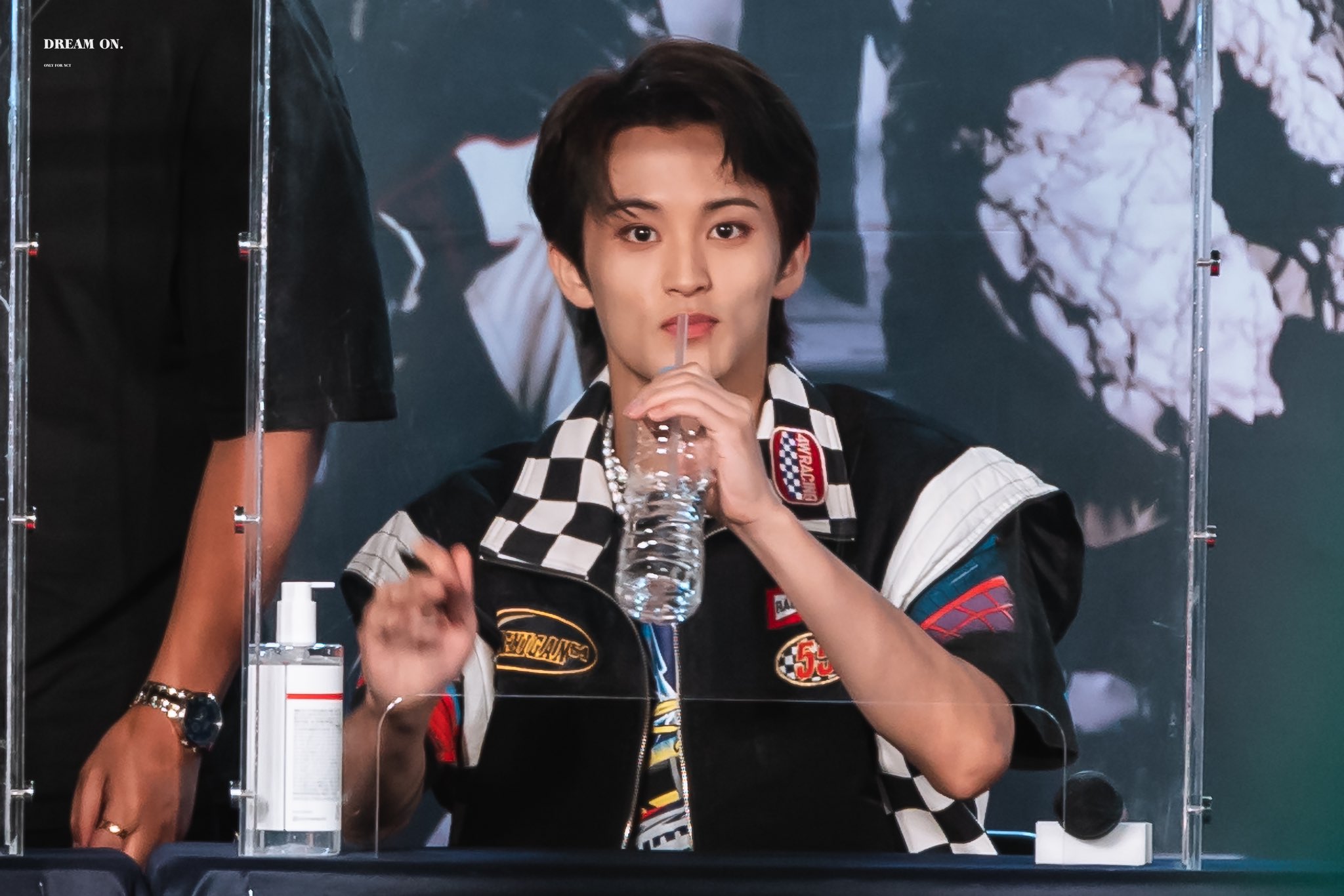 2 Baddies (@bernonsboo) / Twitter