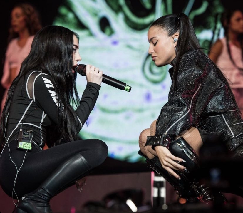 van on Twitter: "se durmió en vivo https://t.co/K63xE0GYOn" / Twitter