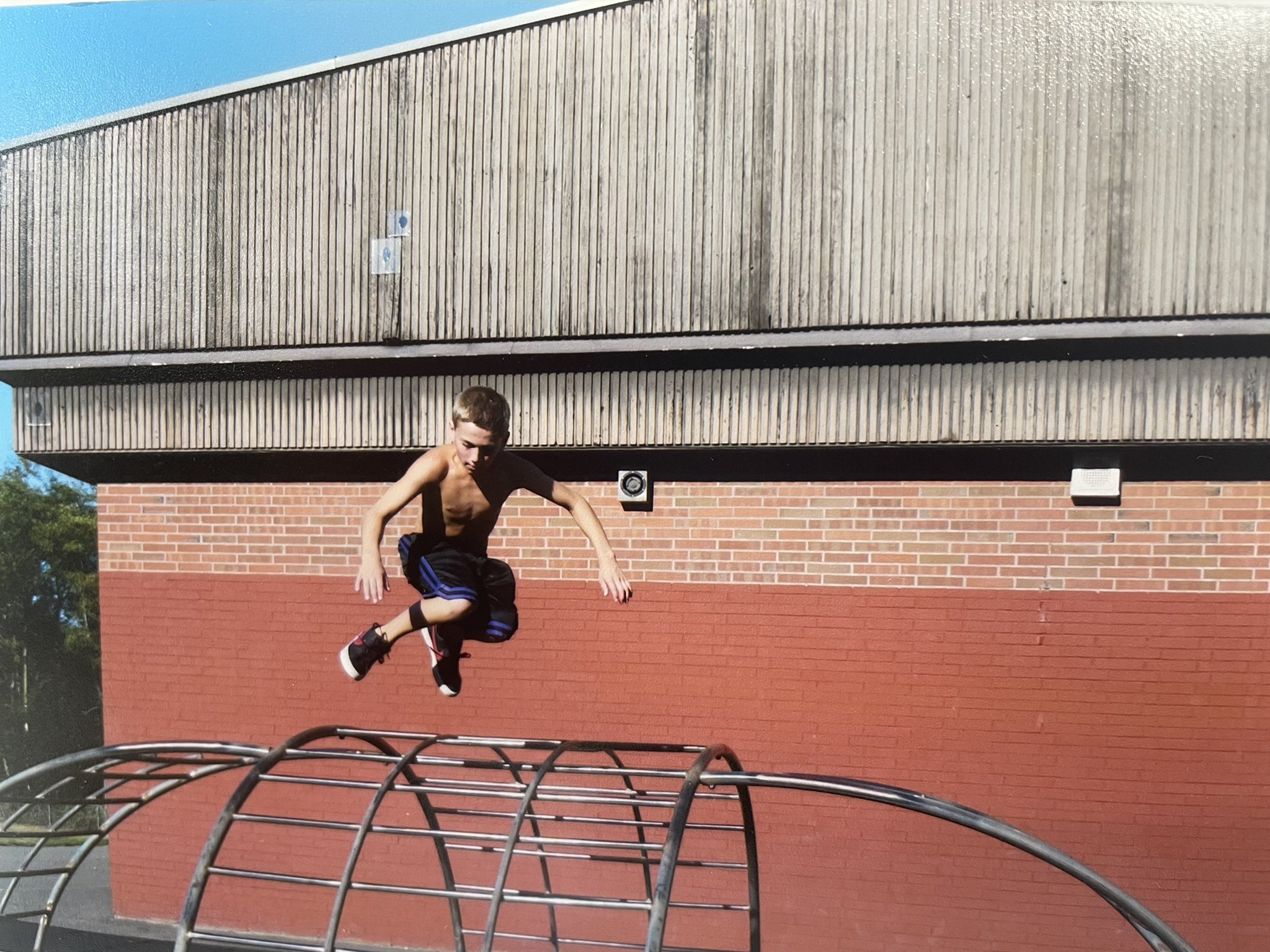 100T Vinnie on Twitter: "Hardcore parkour https://t.co/zpWVWef0C4" / Twitter