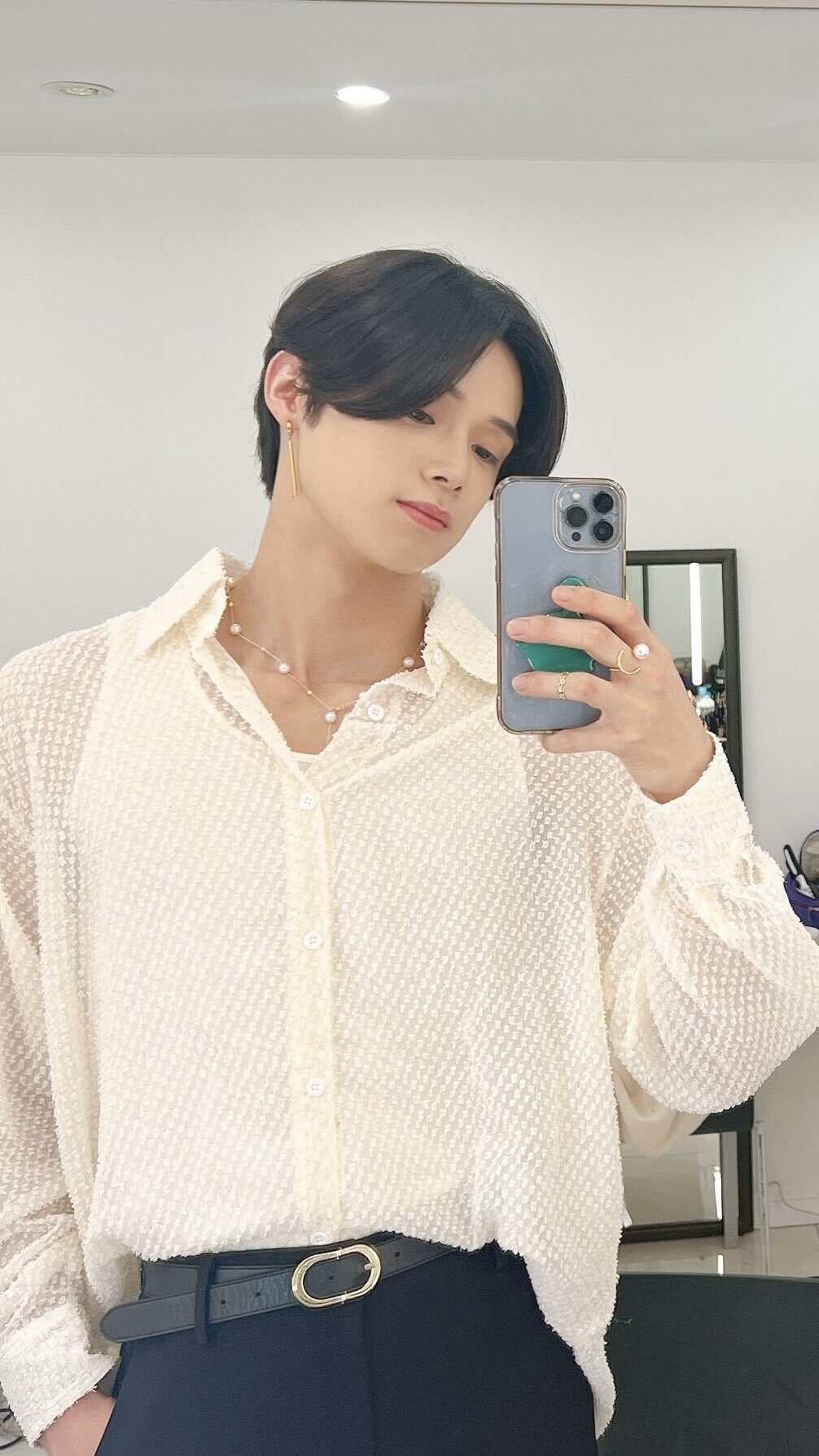 &TEAM K on Twitter: "LUNÉの皆さん~ Behindは見て頂けましたか☺️ 服とても可愛いですよね？ パールネックレスだいすき！LUNÉもだいすき😚 #andTEAM # ...